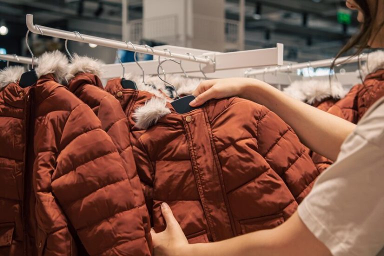 How to Store Winter Coats: Your Ultimate Guide – Bulks Go